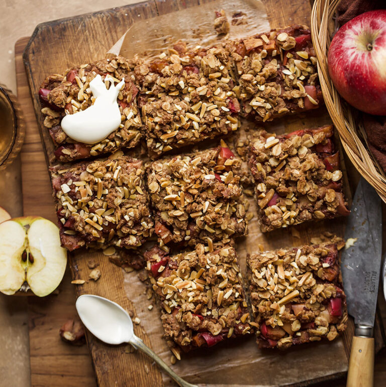Apple crumble bars – Lucky Nuts